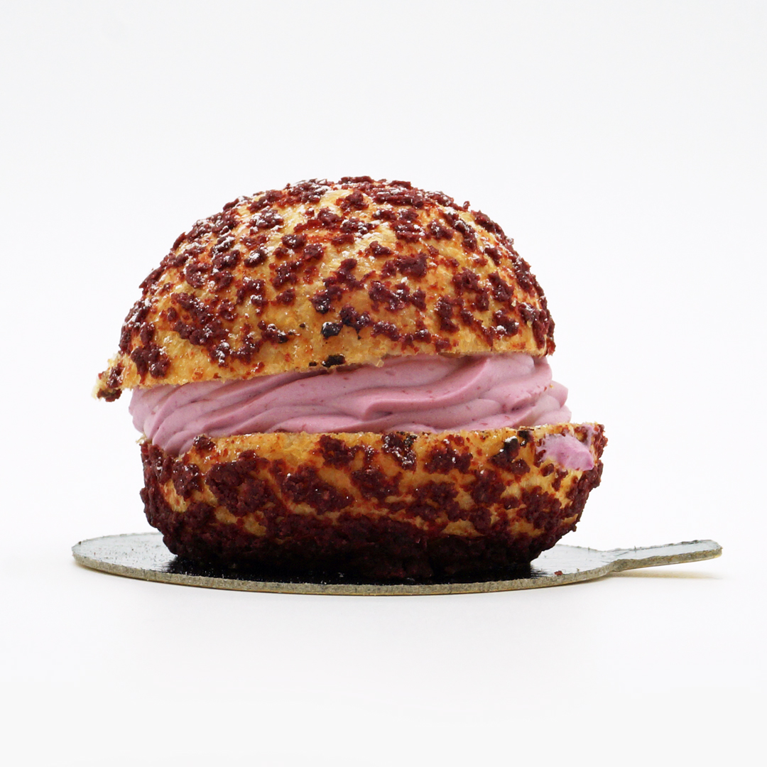 Chou aux Fruits Rouges par Broken Biscuits - LE TRIBUNAL DES GÂTEAUX